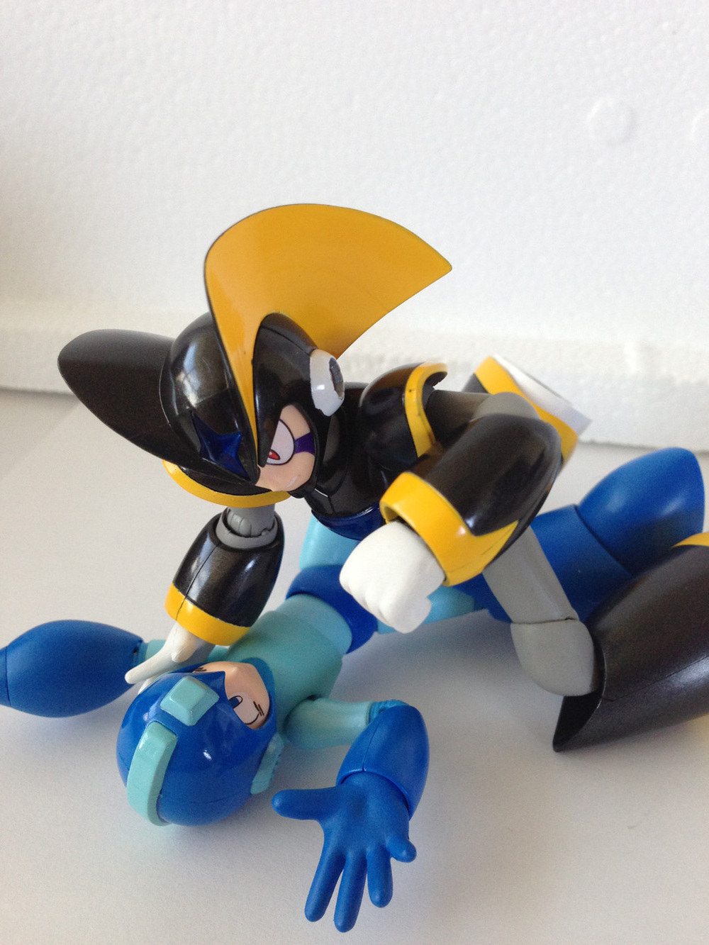 TMMN Reviews: Bandai D-Arts Bass Figure w/Treble (Warning: Image-Heavy ...